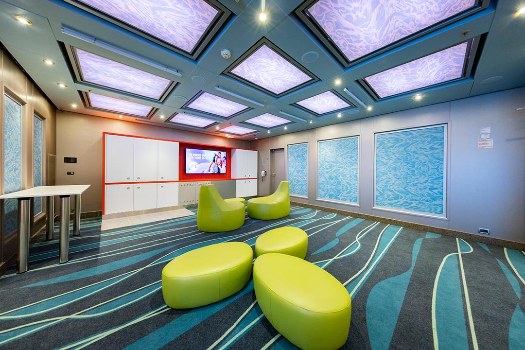 Carnival Luminosa Cruise Ship Details | United Cruises