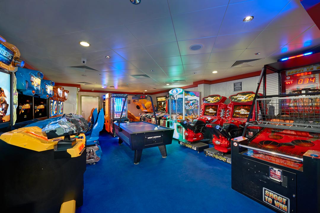 Norwegian Gem Cruise Ship Details | United Cruises