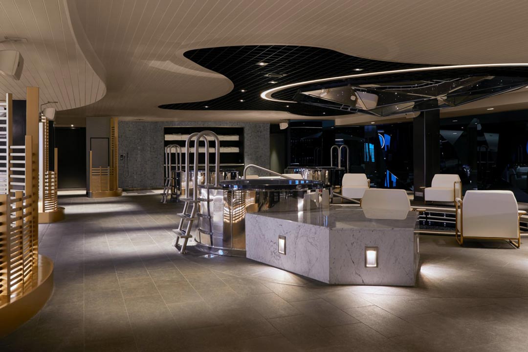 Resilient Lady Cruise Ship Details | United Cruises