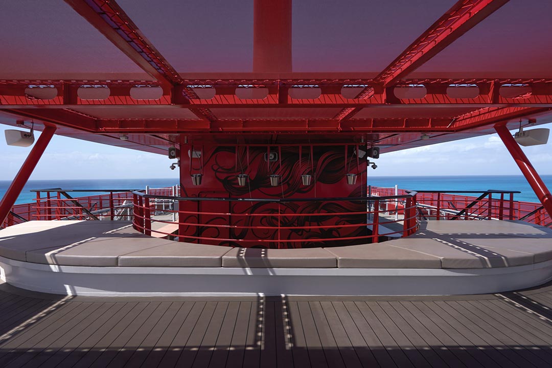 Resilient Lady Cruise Ship Details | United Cruises