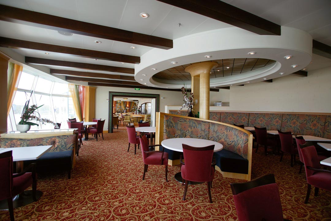 Liberty of the Seas Dining | United Cruises